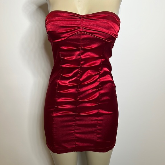 Trixxi Dresses Trixxi Size 3 Sexy Little Rutched Red Satin Bodycon Dress Poshmark